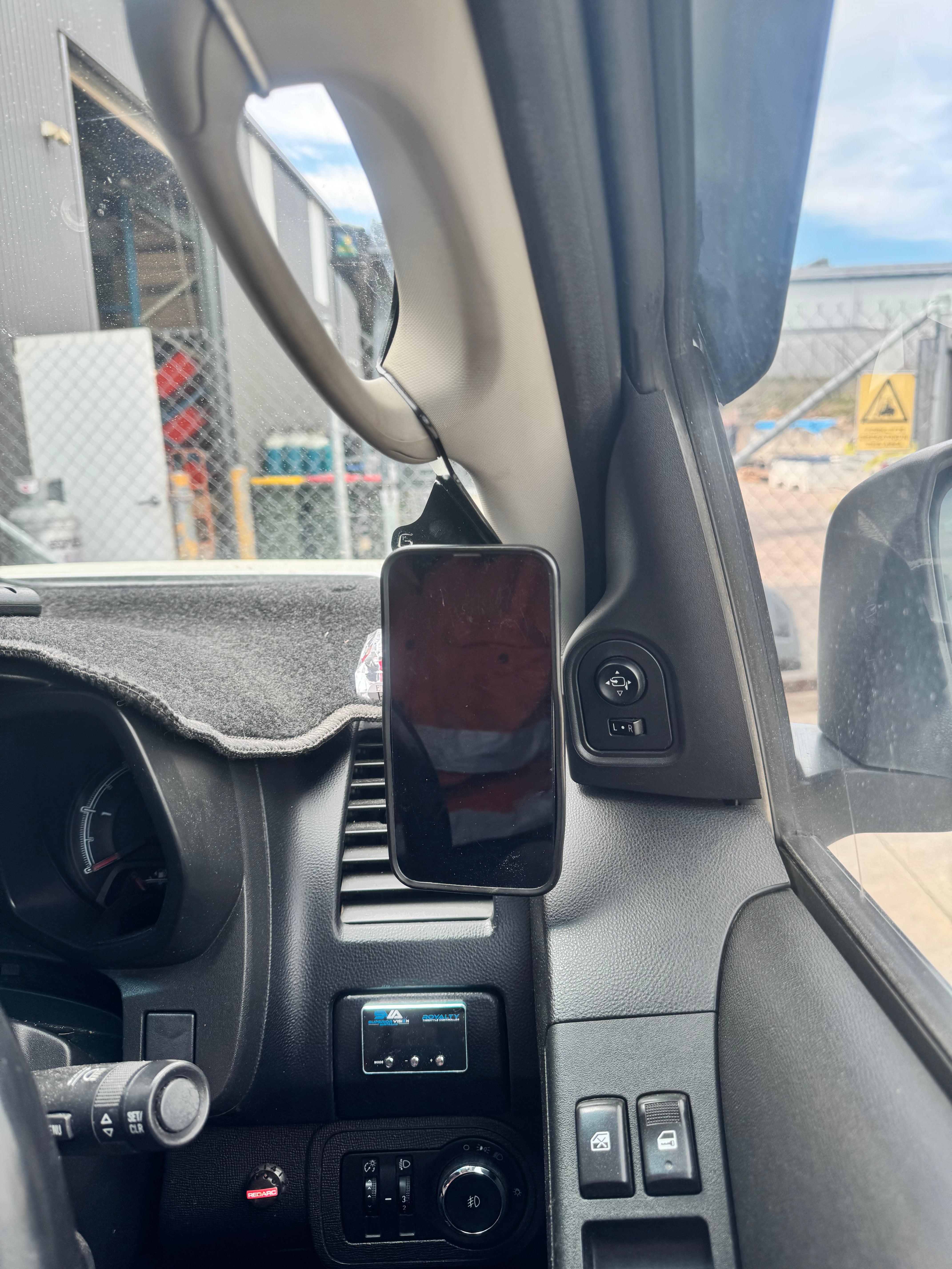 Holden Colorado/Colorado 7 (2012-2020 )Phone Holder 4026-PH-S – GMF4x4